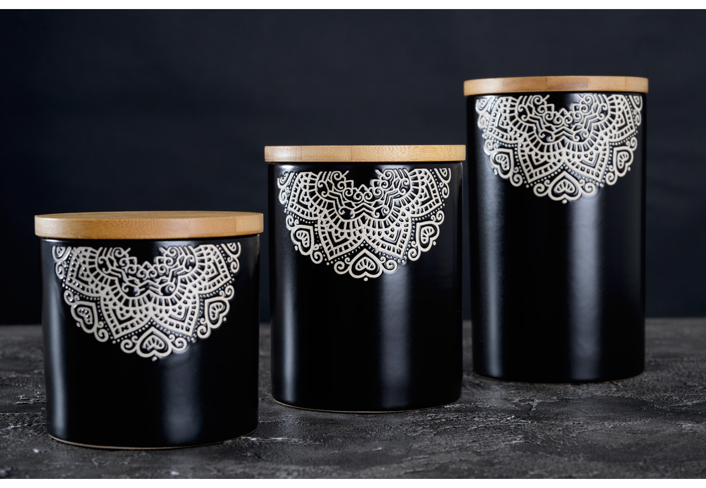 Купить банку керамическую для сыпучих продуктов с деревянной крышкой ...